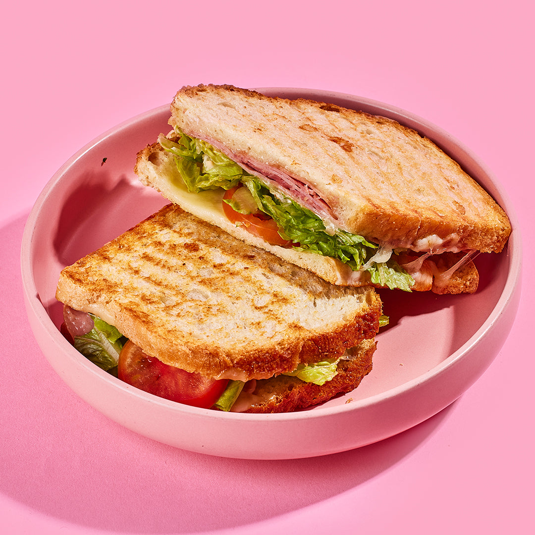 HAM AND CHEESE SANDWICH – Keik Kendall